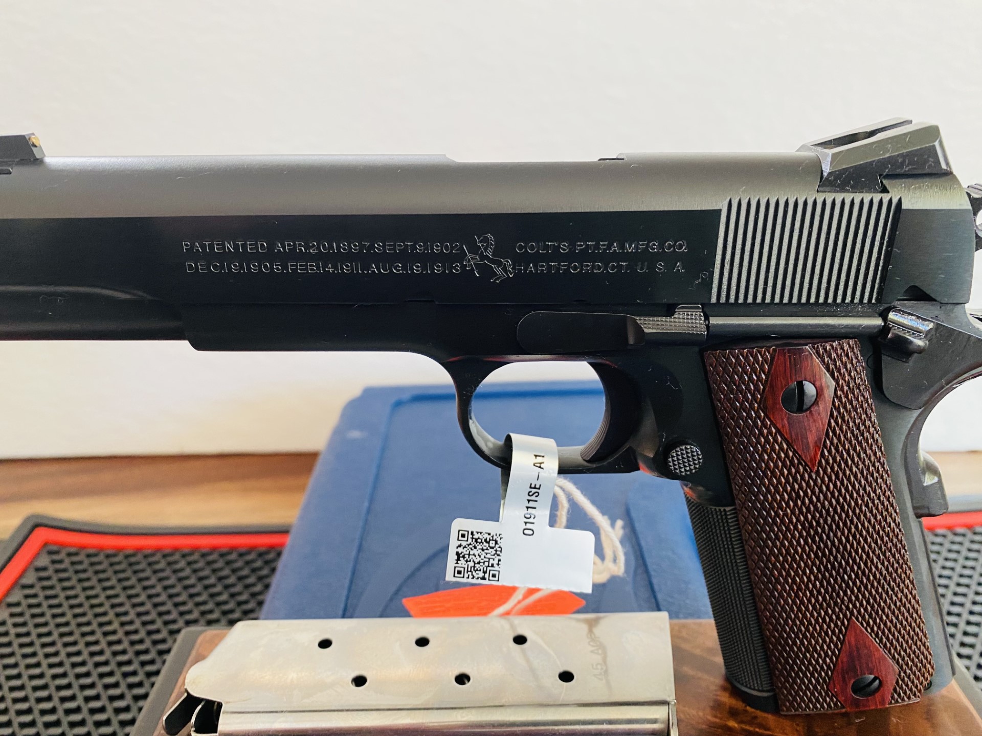 COLT GOVERNMENT .45ACP 5" - SERIES 70 BLUED LMT EDITION - O1911SE-A1 ...